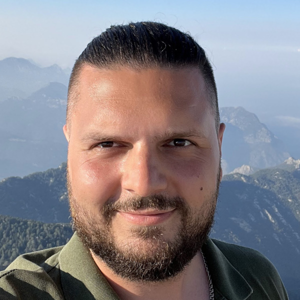 Gleb Uvarov. Principal Software Engineer Java | Cloud | DevOps
